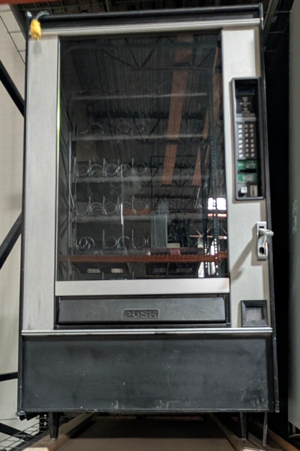 Crane National Vendors 147 Snack Vending Machine – Ace Vending ...