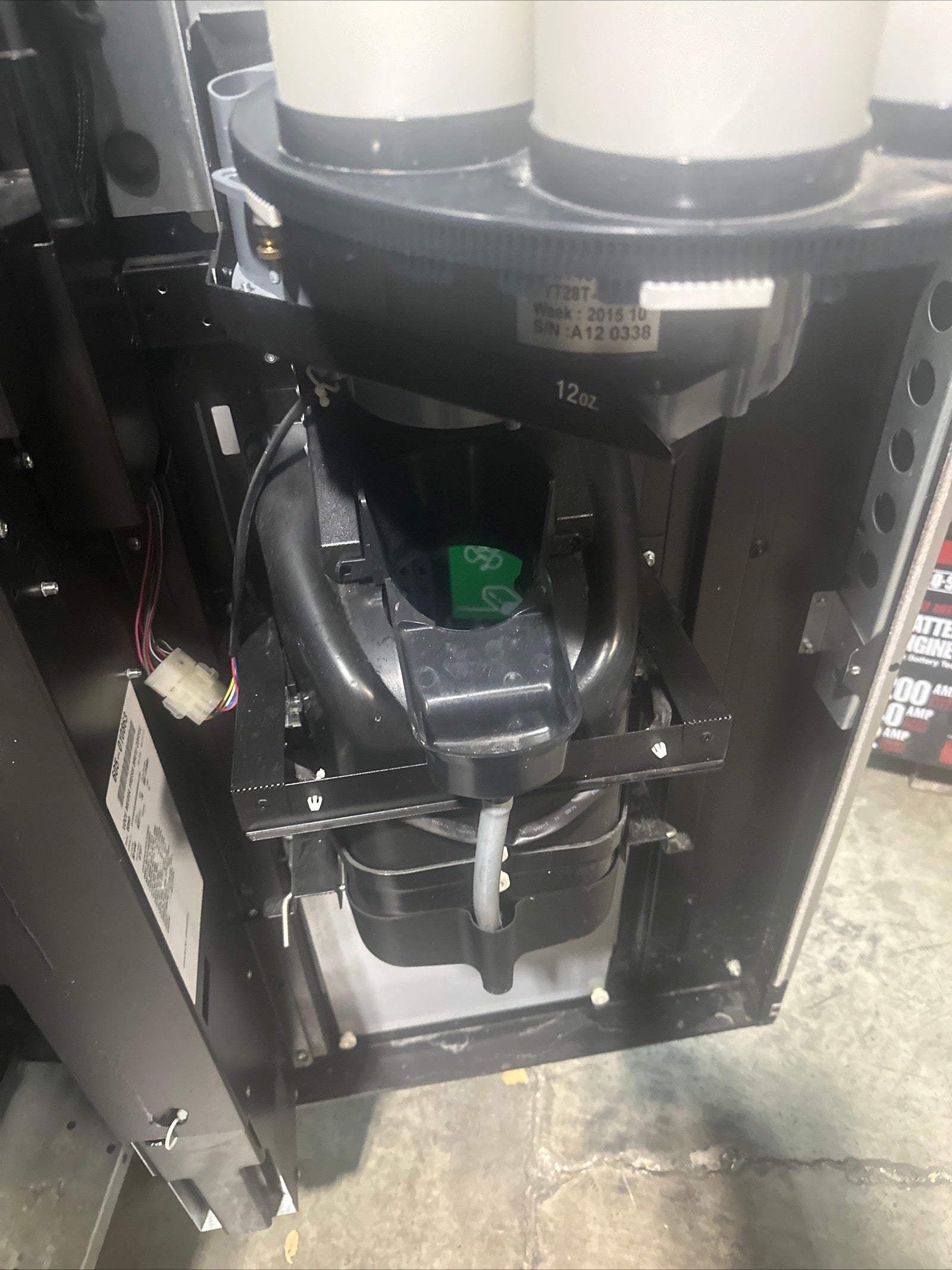 Crane 605D Voce Coffee Vending Machine – Bean to Cup, Instant, Freshbr ...